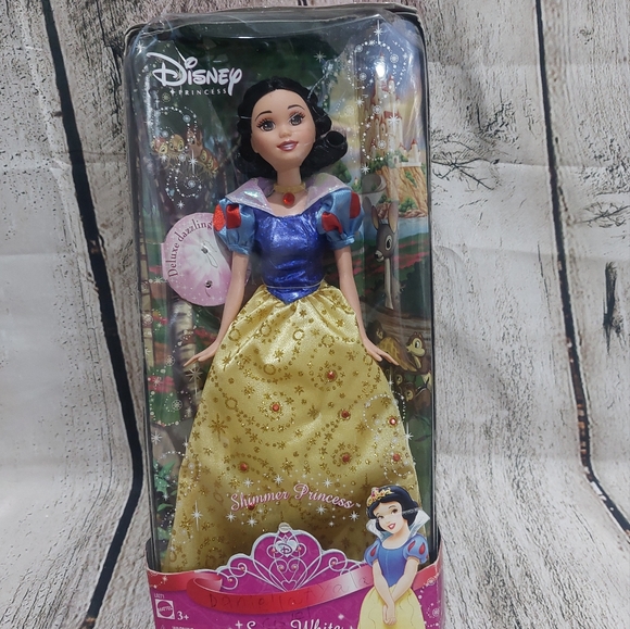 Mattel | Toys | Disney Princess Snow White Shimmer Princess 207 Mattel ...